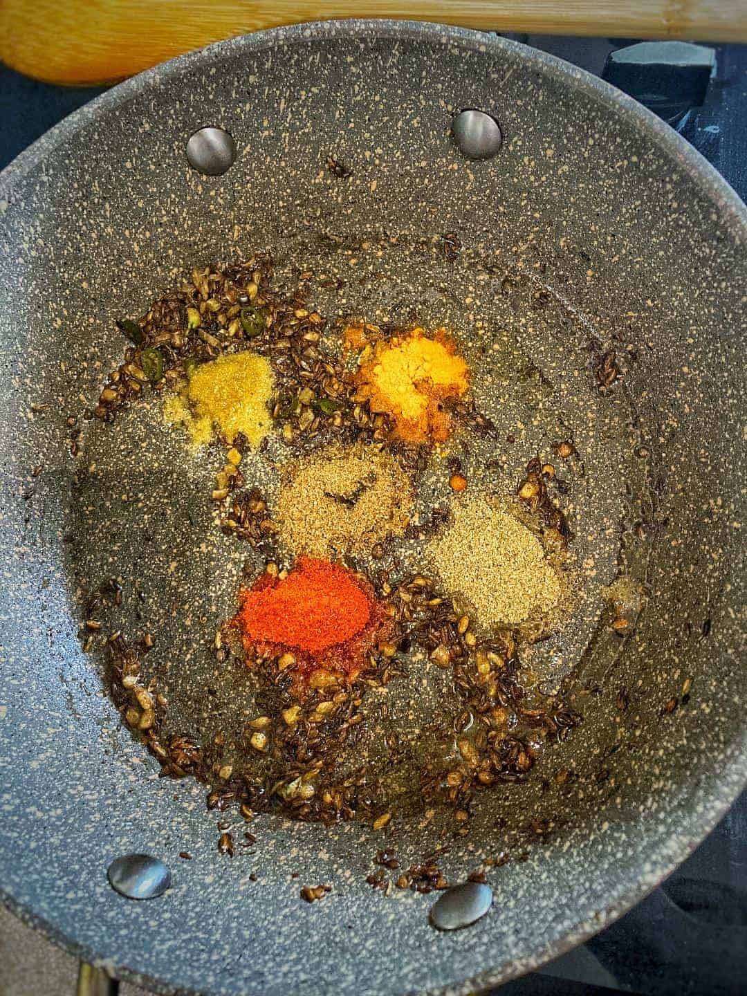 hing coriander turmeric chilli chaat masala | Spice and Life