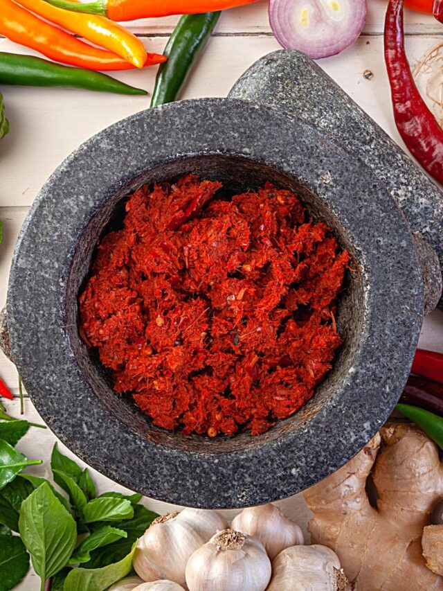 What's The Best Chili Paste Substitute? 15 Options | Spice and Life