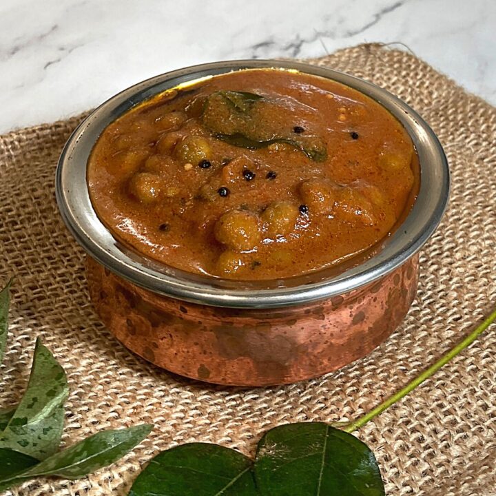 Easy Green Peas Curry | Vegan and Weight-Loss Friendly | Spice and Life