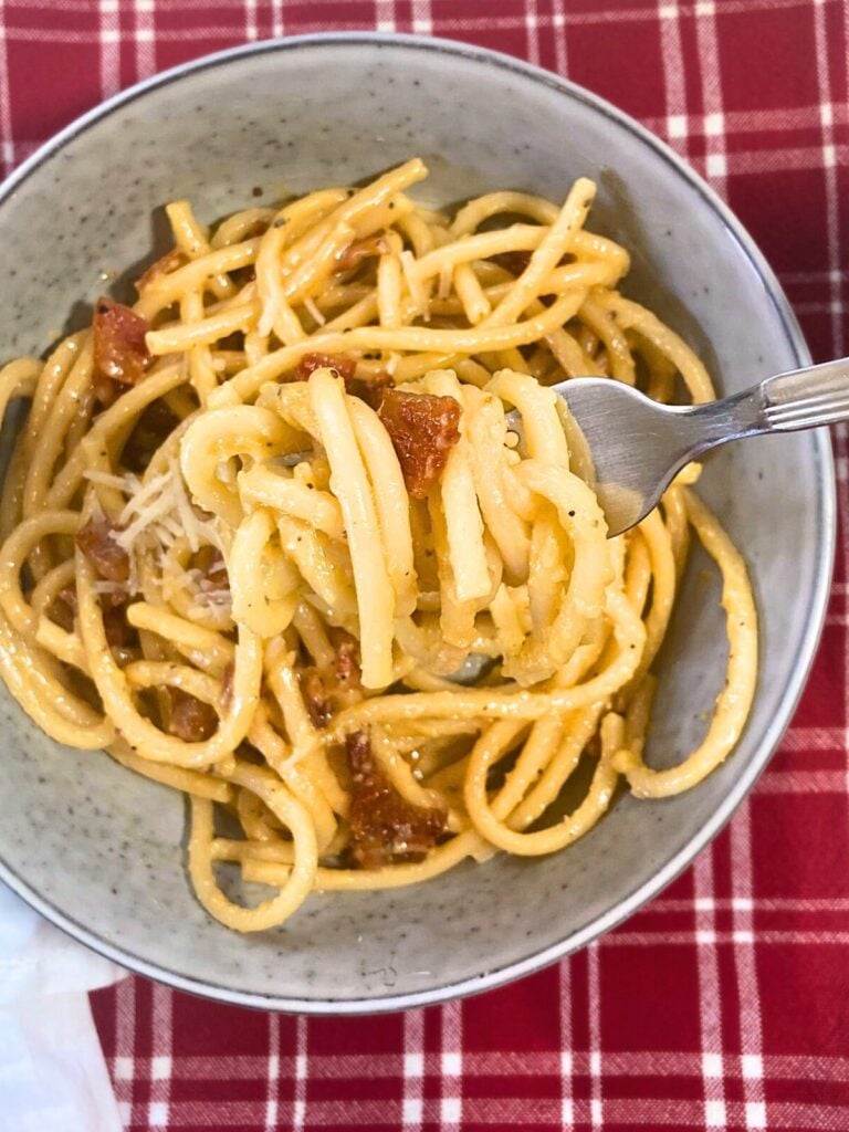 Delicious Bucatini Carbonara The Italian Way | Spice and Life