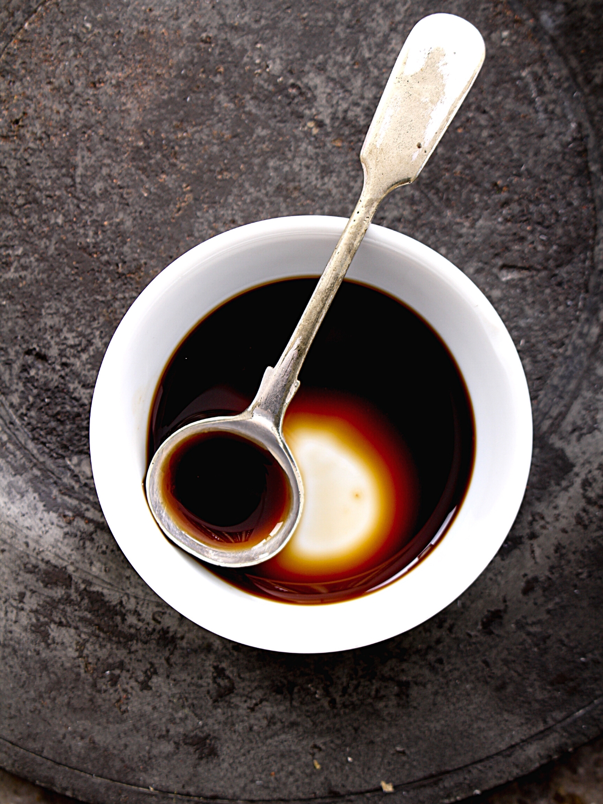 Tamarind Paste Substitute: Discover 9 Creative Options | Spice and Life